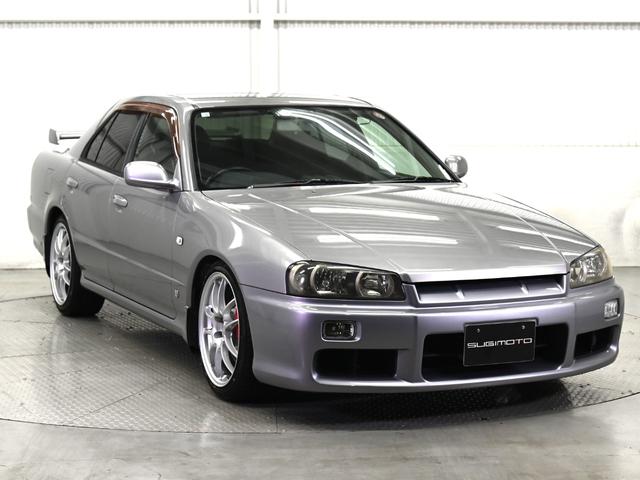 Used Nissan Skyline For Sale | CAR FROM JAPAN