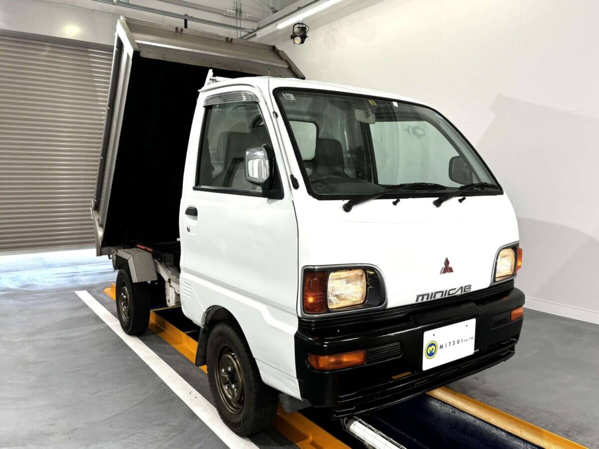 1996 Mitsubishi Minicab V-U42T 4WD - Car Price $3,830