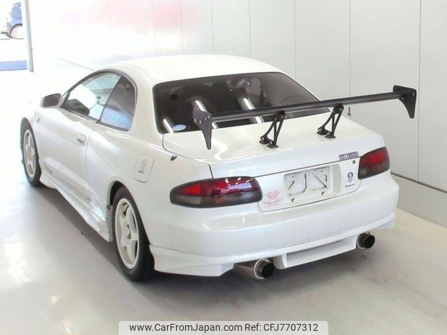Used TOYOTA CURREN 1996 CFJ7707312 in good condition for sale