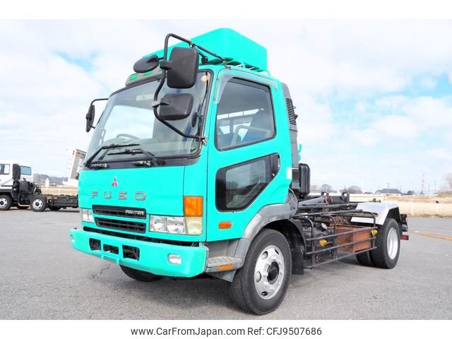 2001 Mitsubishi Fuso Fighter 2WD - Car Price $26,931