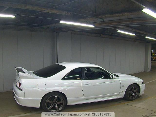 Used NISSAN SKYLINE COUPE 1995 CFJ8137835 in good condition for sale
