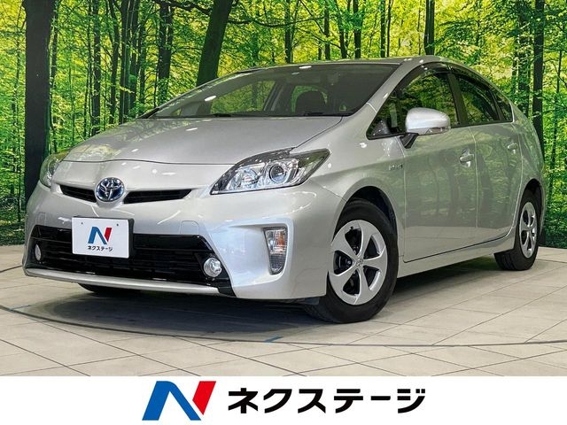 2014 Toyota Prius DAA-ZVW30 2WD - Car Price $5,660