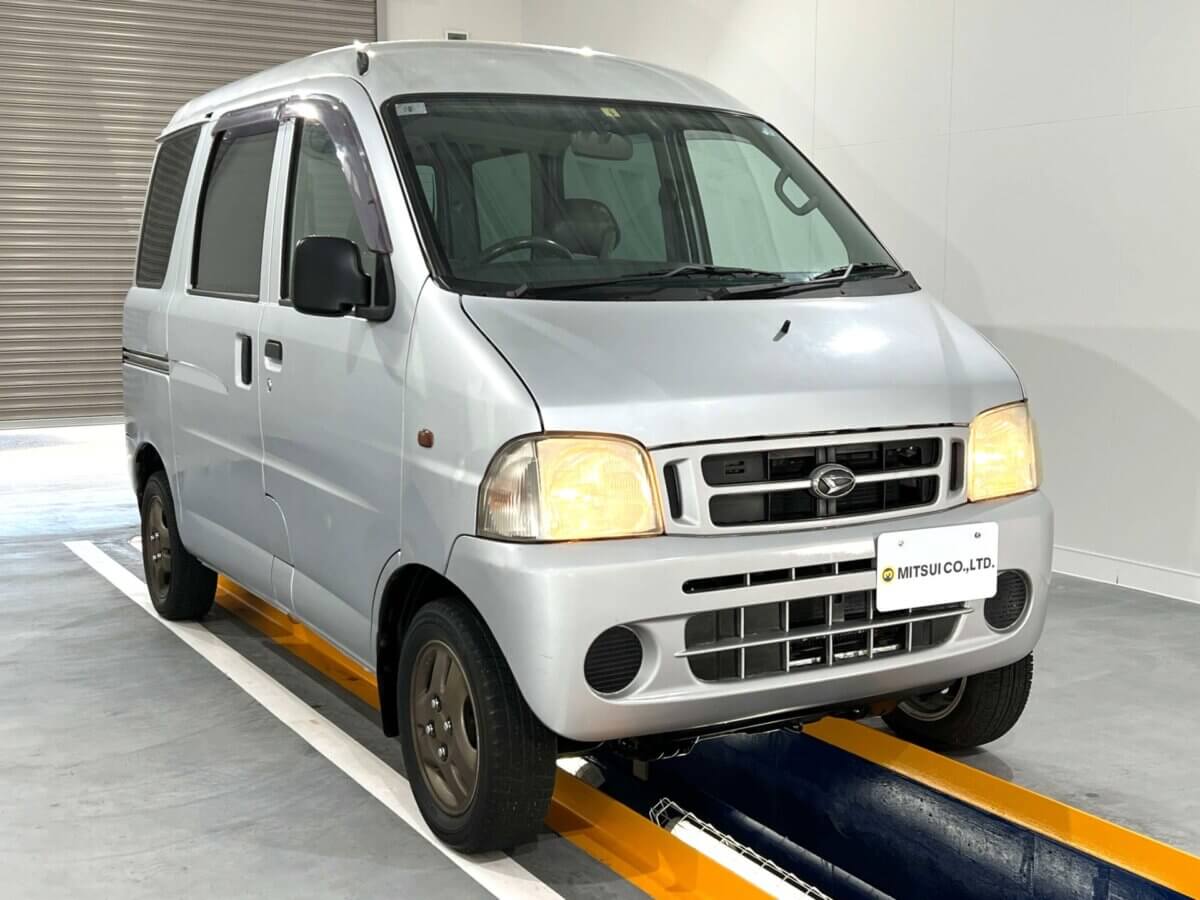 2000 Daihatsu Hijet Van GD-S210V 4WD - Car Price $3,340