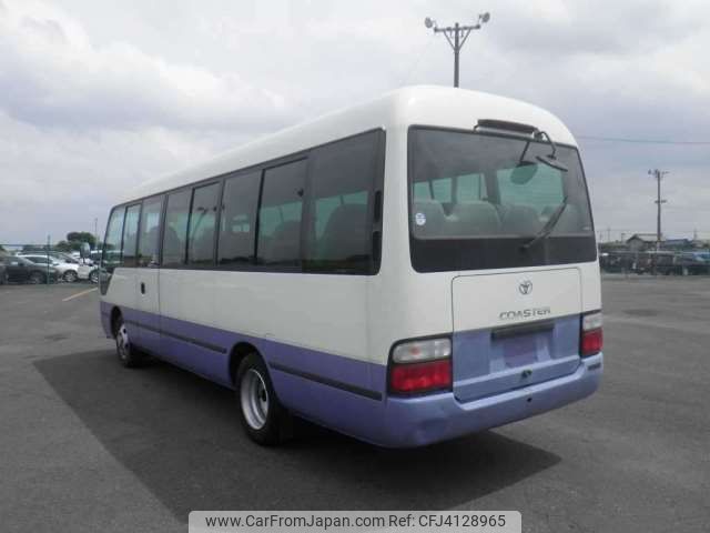 2004 Toyota Coaster PB-XZB50 - Car Price $10,884