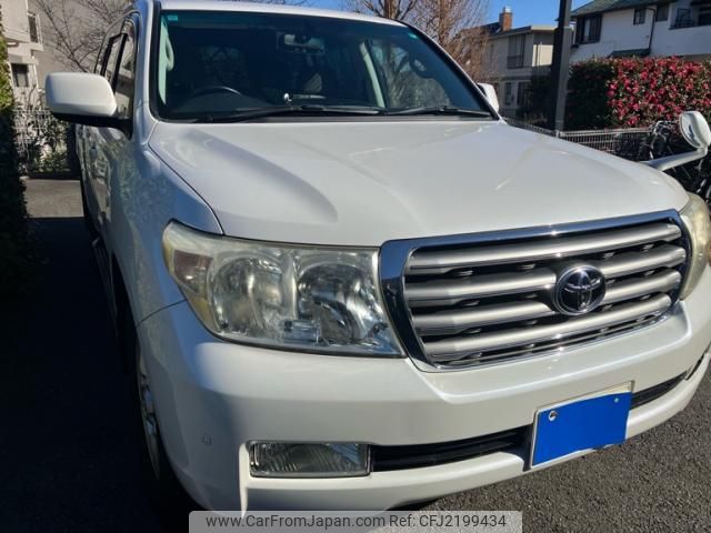 2007 Toyota Land Cruiser UZJ200W 4WD - Car Price $17,492