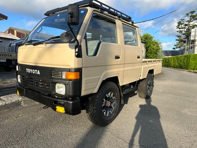 1994 Toyota Hiace Truck 4WD - Car Price $16,655
