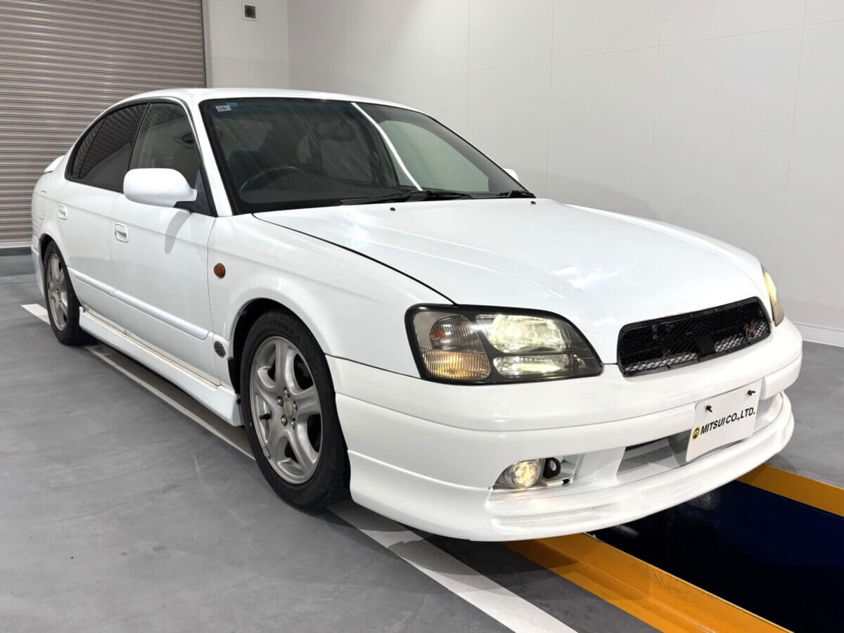 2000 Subaru Legacy B4 TA-BE5 4WD - Car Price $3,930
