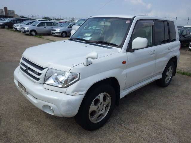2002 Mitsubishi Pajero Io GH-H77W 4WD - Car Price $747