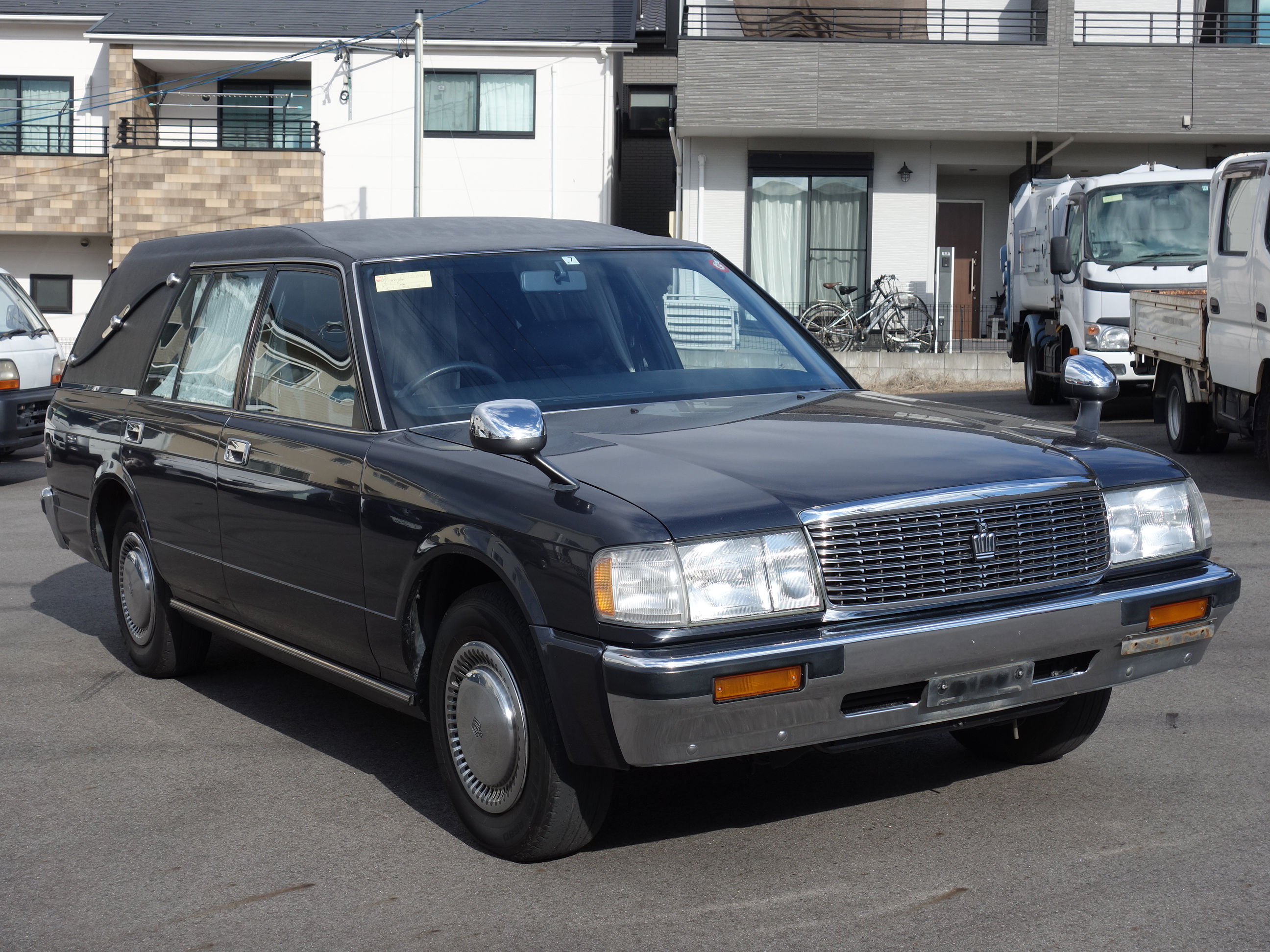 1994 Toyota Crown Van T-GS136V 2WD - Car Price $2,798