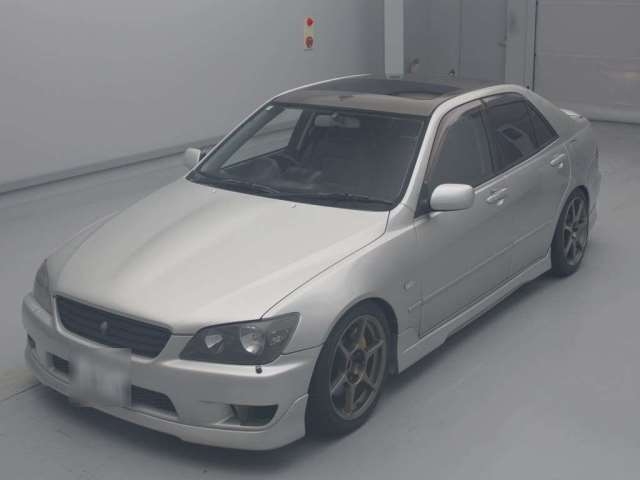 1999 Toyota Altezza GF-SXE10 - Car Price $9,144