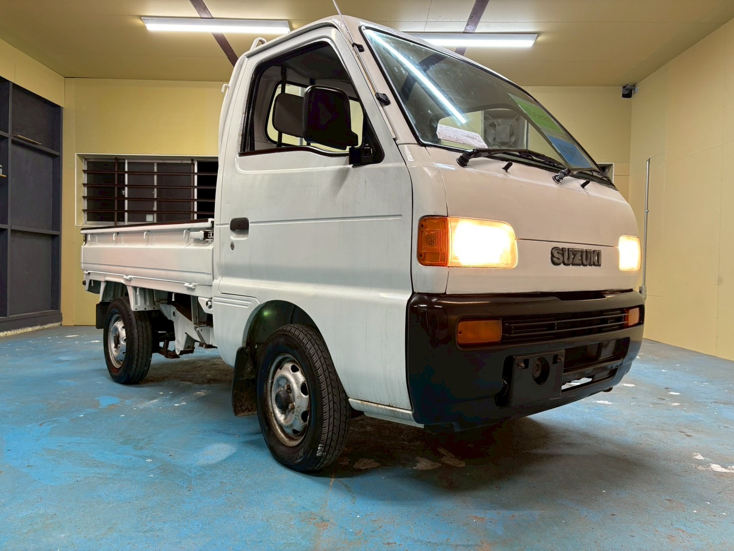 1998 Suzuki Carry Truck V-DD51T 4WD - Car Price $1,790