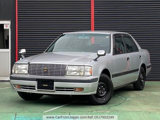1996 Toyota Crown GS151 - Car Price $4,832