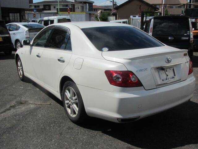 2005 Toyota Mark X GRX120 2WD - Car Price $750