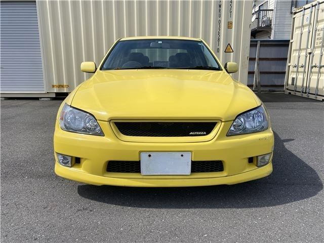 Toyota Altezza for Sale. Low Mileage. Good Condition