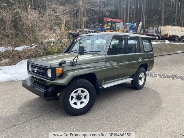 1997 Toyota Land Cruiser KC-HZJ77V 4WD - Car Price $21,390