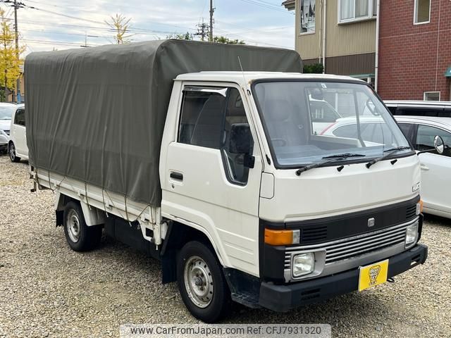 1986 Toyota Hiace Truck 2WD - Car Price $5,568