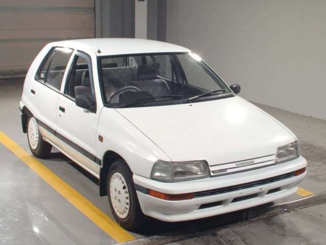 1990 Daihatsu Charade G112S - Car Price $3,803