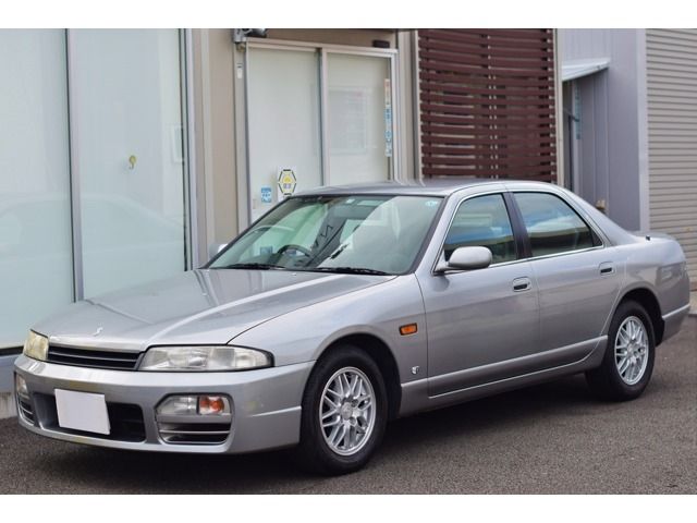 Used Nissan Skyline For Sale | CAR FROM JAPAN