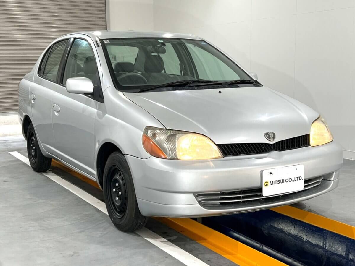 1999 Toyota Platz GH-SCP11 2WD - Car Price $2,380