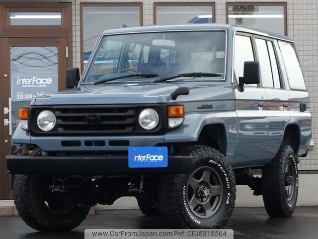 Used TOYOTA LAND CRUISER 70 1996/Dec CFJ8315564 in good condition for sale