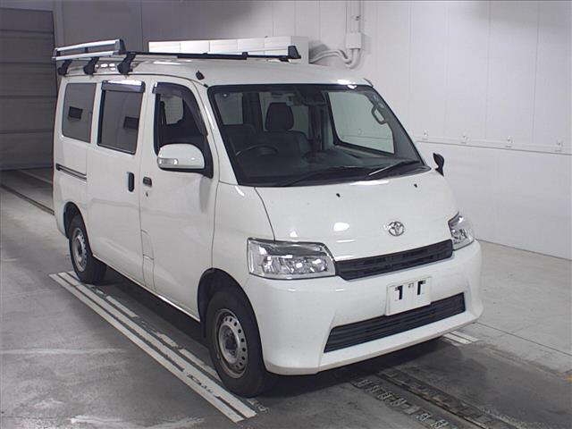 2021 Toyota Townace Van S403M - Car Price $11,553
