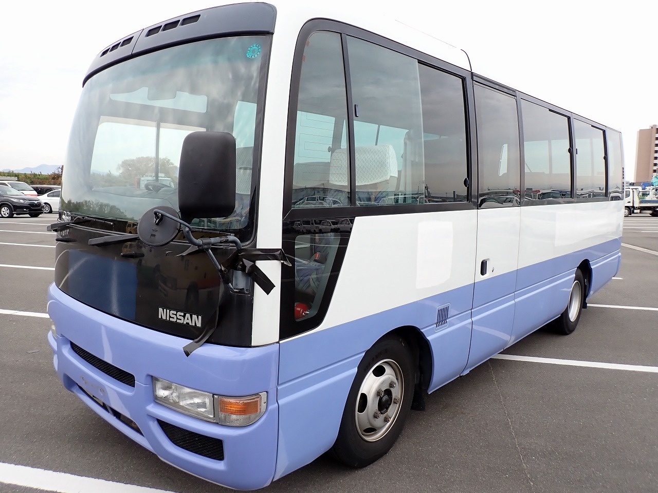 1999 Nissan Civilian Bus KK-BHW41 2WD - Car Price $13,111