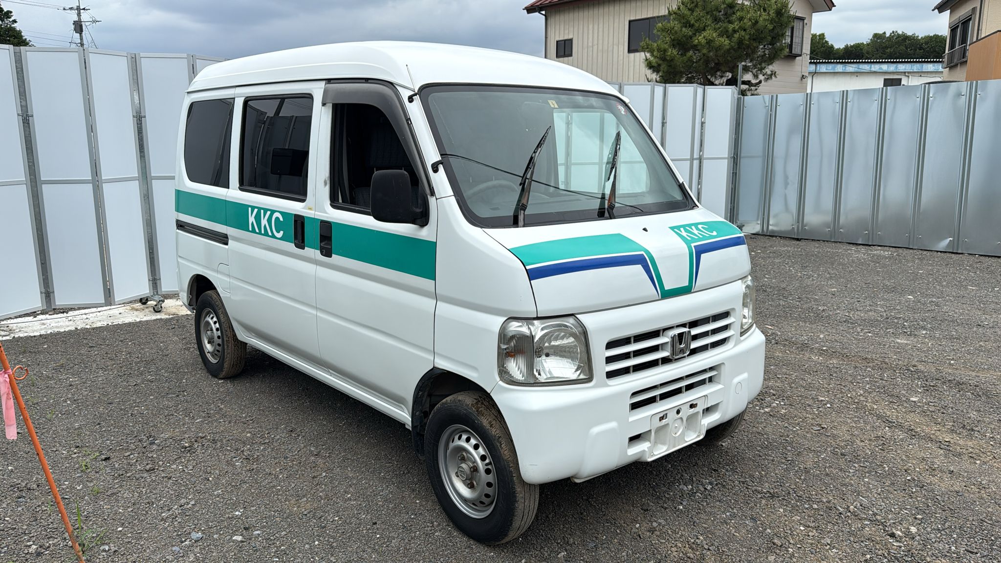 Used bus / minibus for sale at best prices low mileage