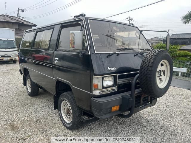 1986 Mitsubishi Delica Starwagon N-L038GW 4WD - Car Price $7,617