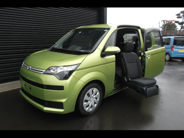 2018 Toyota Spade NSP141 - Car Price $4,105