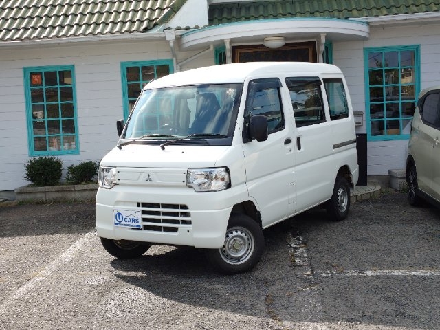 2020 Mitsubishi Minicab Miev U68V - Car Price $5,479