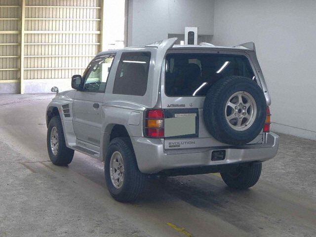 1998 Mitsubishi Pajero V55W 4WD - Car Price $26,654