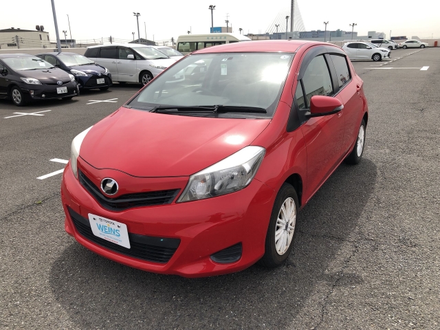2011 Toyota Vitz DBA-KSP130 2WD - Car Price $1,143