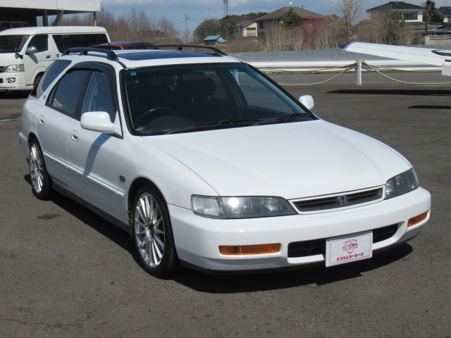 1997 Honda Accord Wagon E-CF2 2WD - Car Price $7,822