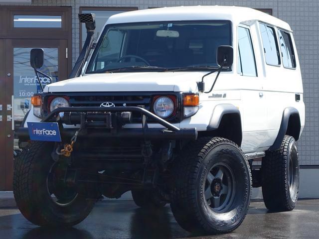 2005 Toyota Land Cruiser 70 HZJ77V 4WD - Car Price $41,335