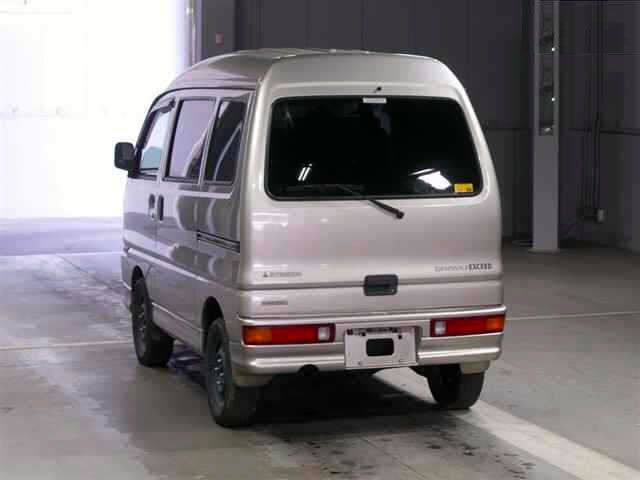 1998 Mitsubishi Bravo V-U44V 4WD - Car Price $2,150