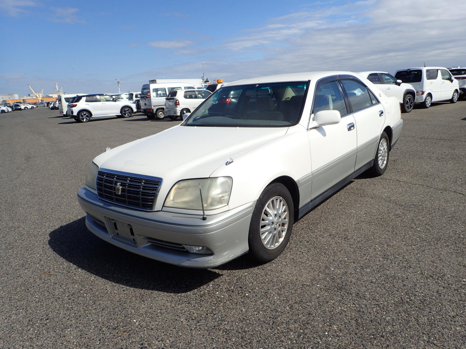 Used Toyota Crown 2000 For Sale | CAR FROM JAPAN