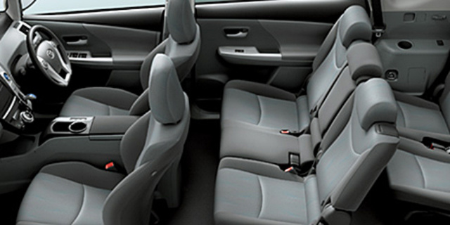 Toyota Prius Alpha G Touring Selection Specs, Dimensions and Photos ...