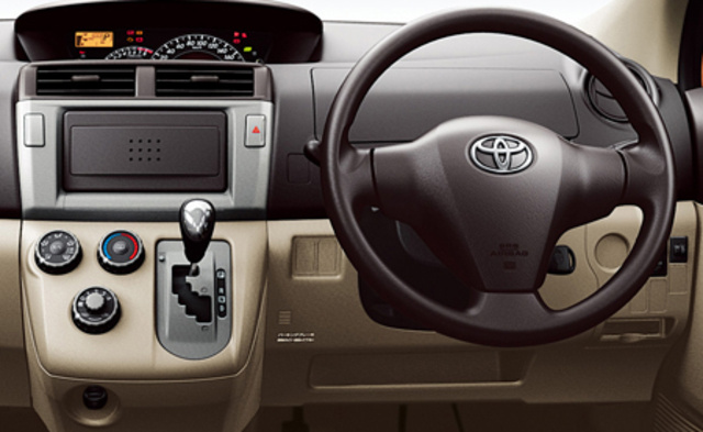 Toyota Passo Sette X Specs, Dimensions and Photos | CAR FROM JAPAN