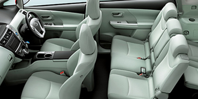 Toyota Prius Alpha S Touring Selection Specs, Dimensions and Photos ...