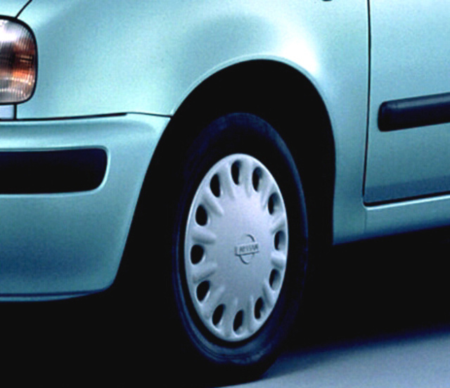 Nissan March I Z Specs, Dimensions and Photos | CAR FROM JAPAN