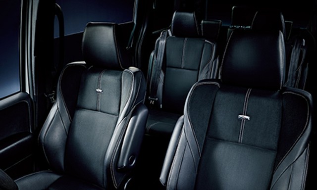 Toyota Voxy Zs Gs Specs, Dimensions and Photos | CAR FROM JAPAN